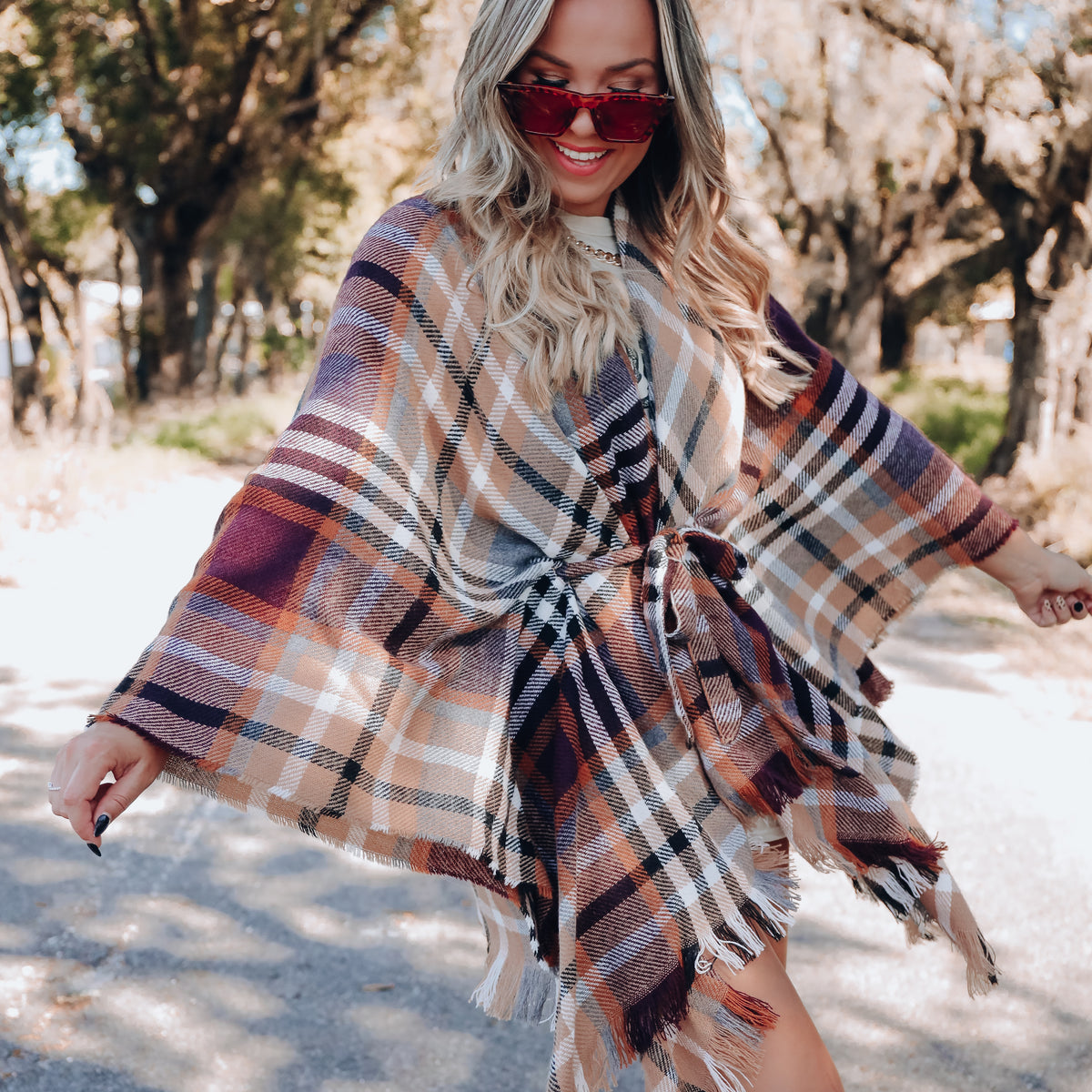Ruana Belted Plaid Poncho - Black/Camel – Whiskey Darling Boutique