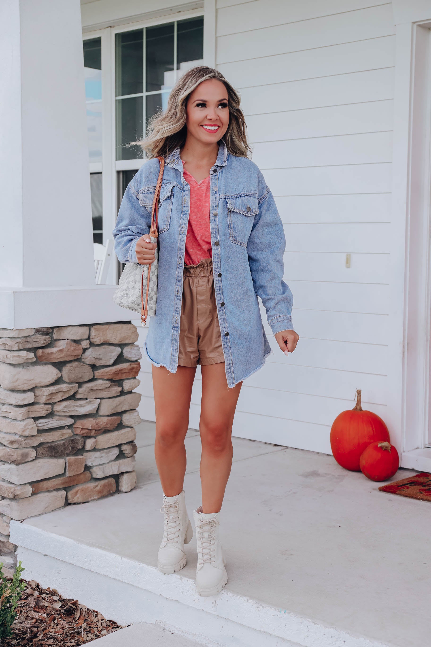 Austin Acid Washed Denim Jacket - Blue – Whiskey Darling Boutique