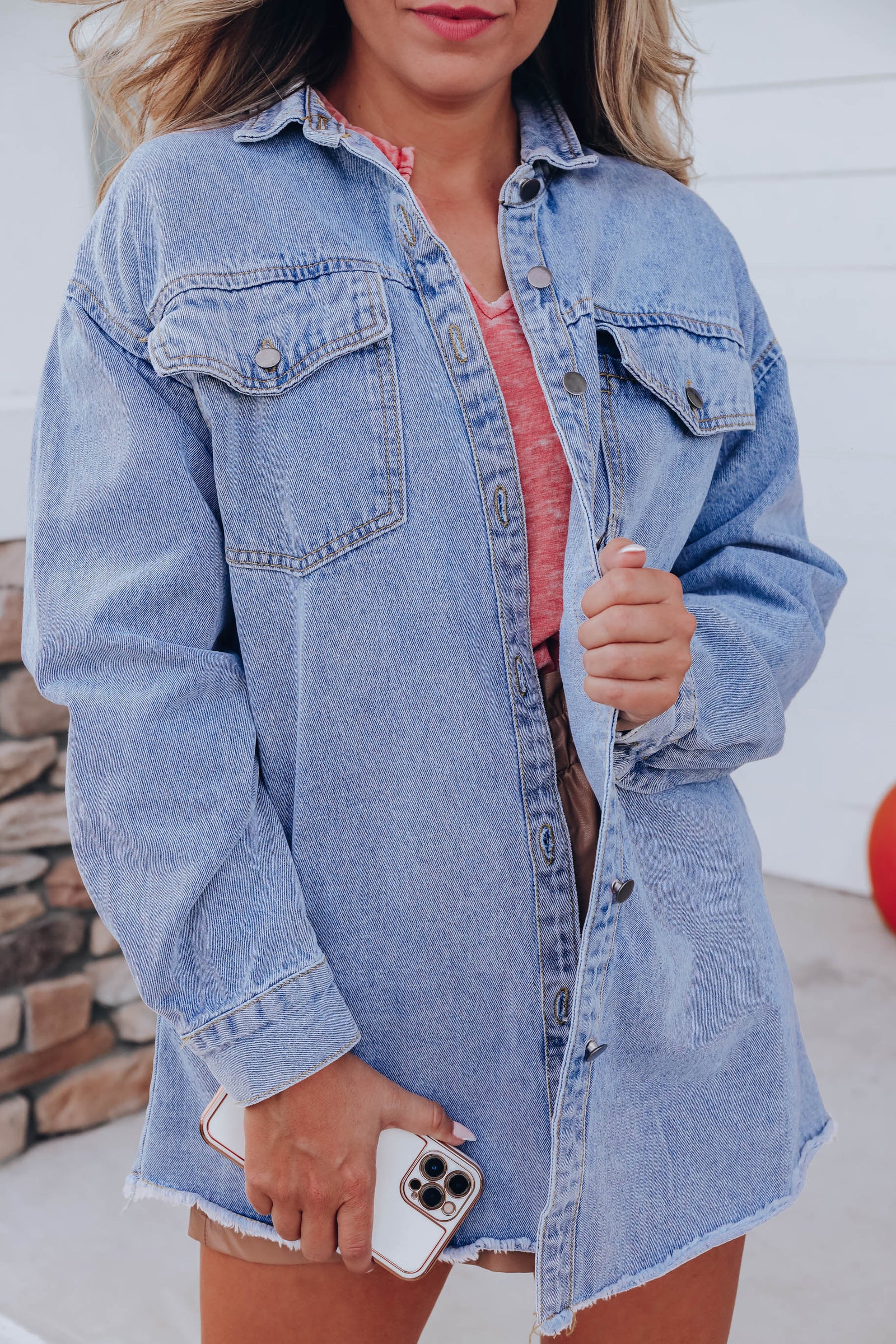 Austin Acid Washed Denim Jacket - Blue – Whiskey Darling Boutique