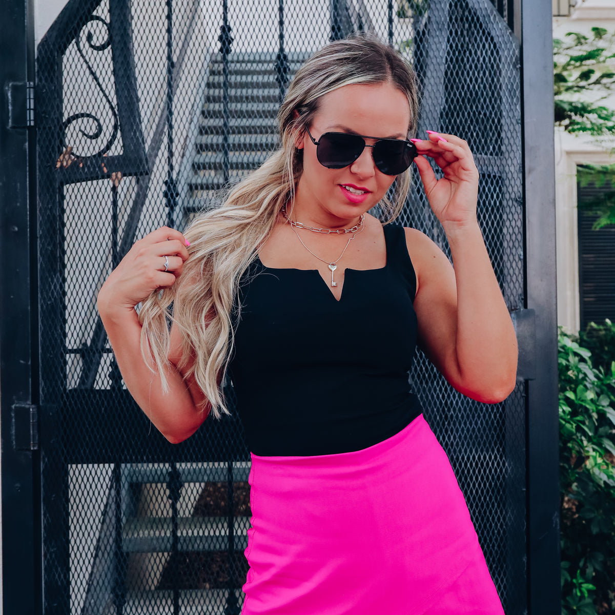 Verity Essential V Bodysuit - Black – Whiskey Darling Boutique