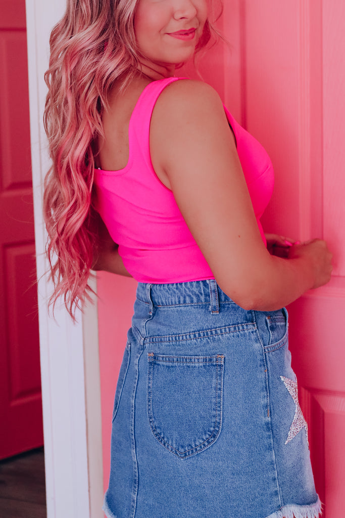 Verity Essential V Bodysuit - Hot Pink – Whiskey Darling Boutique